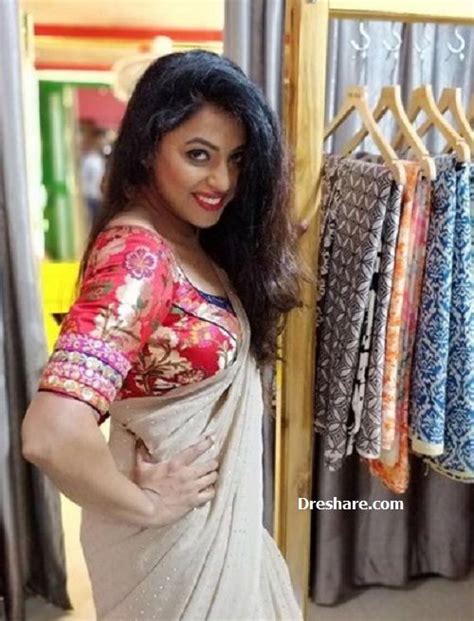 Deepa Sahoo Actress Wiki Age Husband Cancer Biography And More