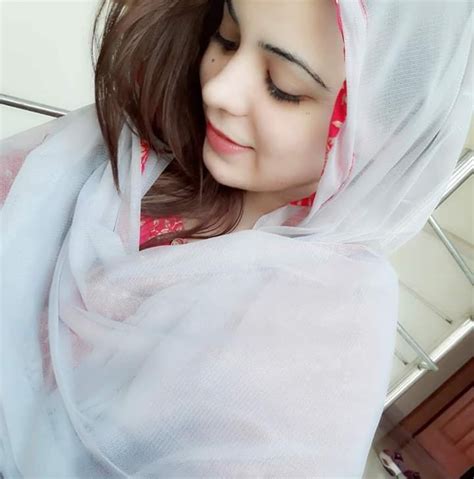 پاکستانی لڑکی ویڈیو