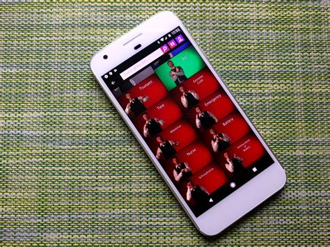 Giphy Text Arrives To Add A Babe Spice To Your Personal Messages Android Central