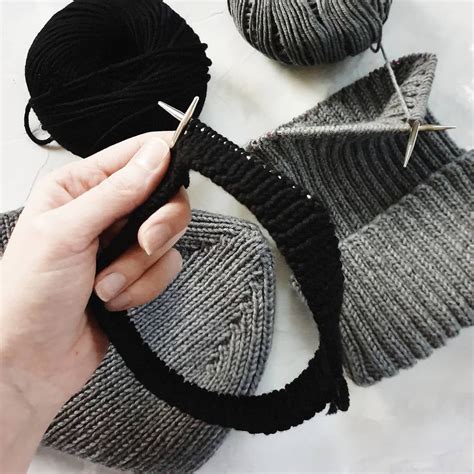 Шапка луковка тыковка спицами | Merino wool hats, Merino, Hats