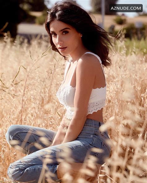 Mikaela Hoover Sexy Photo Collection Aznude