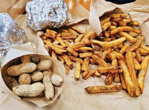 서울역 파이브가이즈 햄버거와 감자튀김 네이버 블로그