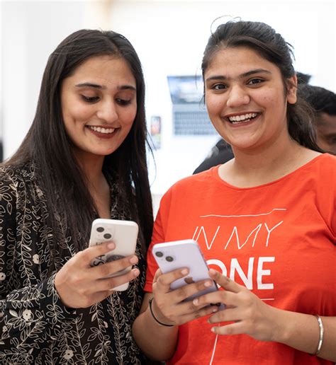 Discover Why To Choose An Apple Premium Reseller Indiaistore