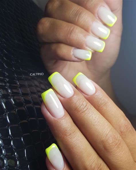 Calypso Beauty Epoch მანიკური 5 ₾ შილაკი Kalipso 30 ლ ფრენჩი 8 ლ Manicure 5 Gel