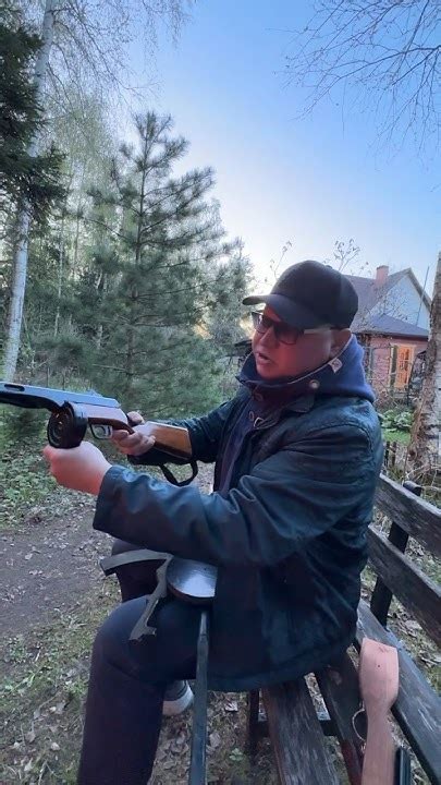 Вспомнил когда с мальчишками играли Youtube