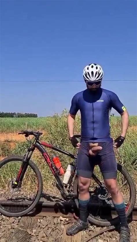 Cyclist Bulge Video 16 日本語で