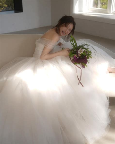 4월 결혼 은가은 ♥박현호와 웨딩 화보 공개5살 나이 차 안 느껴져