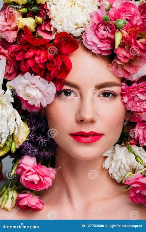 Portrait En Gros Plan De Belle Jeune Femme Nue Photo stock Image du vivacité fille 127752500