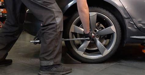 Hinterer Oberer Lenker Selber Wechseln Audi A Sportback Ga Gf
