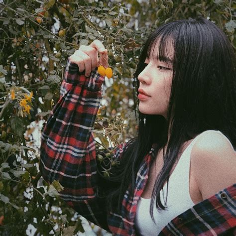 Lyly Hit Maker T I Hoa C A Vpop V Ng Nghi V N O Nh C V Ph U Thu T Th M M Sao Vi T