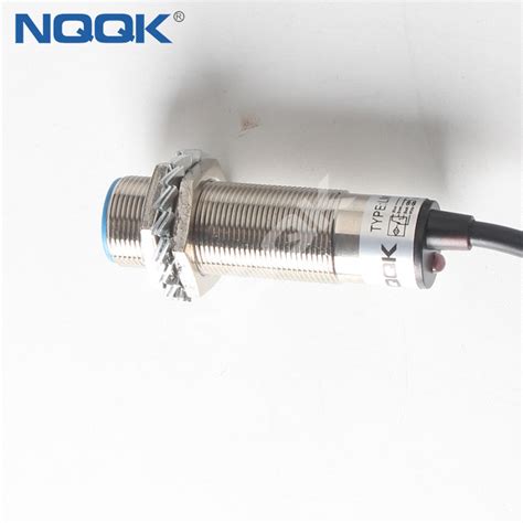 Proximity Switch Lm18 Pnp 5mm Inductive Sensor Yueqing Nqqk Electric Factory