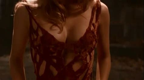 Naked Angelica Bridges In Mortal Kombat Conquest