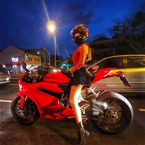 Fast Bike Short Skirt Kakimoto