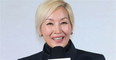 파과 이혜영 늙은 여자 아닌 한 인간을 보여주고 싶었다