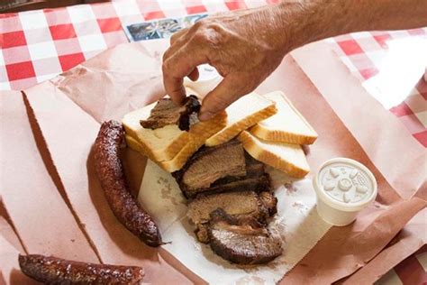 Wyatt Mcspadden Bbq Road Trip Shootin And Eatin In Lockhart Tx I