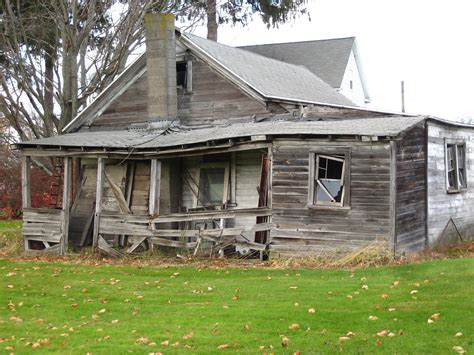 Abandoned Wooden House In Hadley Massachusetts