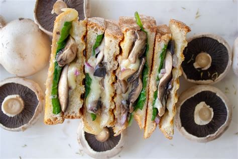 Mushroom Spinach Toasted Sandwiches