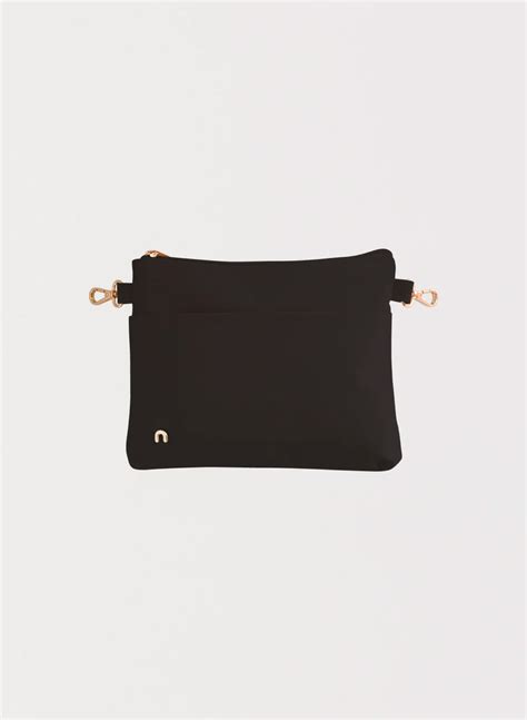 Bb Essentials Pouch Black