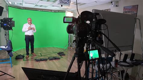 ציוד לאולפן צילום Video Graffti ציוד לצלמים מקצועיים