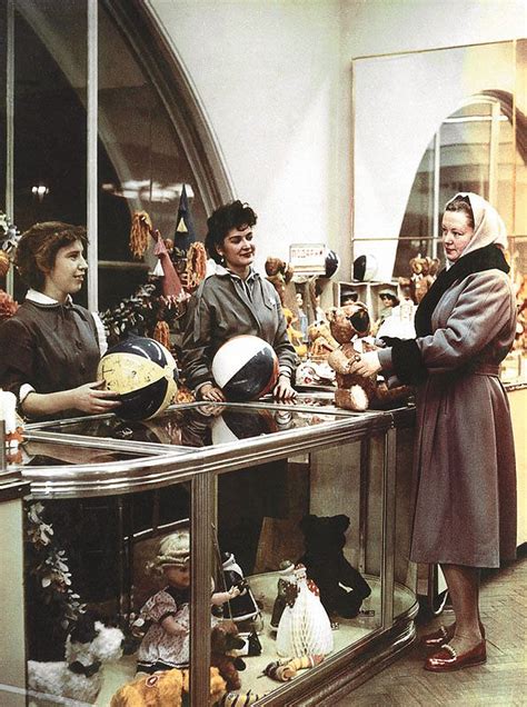 Детский Мир. Главный детский магазин СССР.: picturehistory — LiveJournal