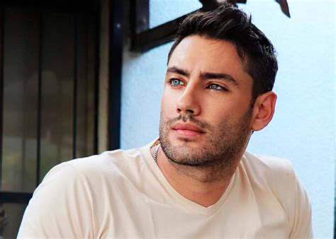 Daniel Duenass Instagram Twitter And Facebook On Idcrawl