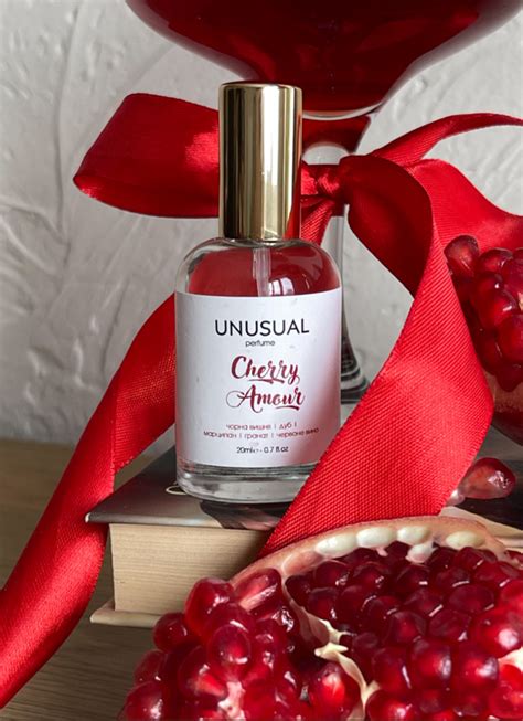 Духи Unusual Cherry Amour 20ml — цена 250 грн в каталоге Духи Купить