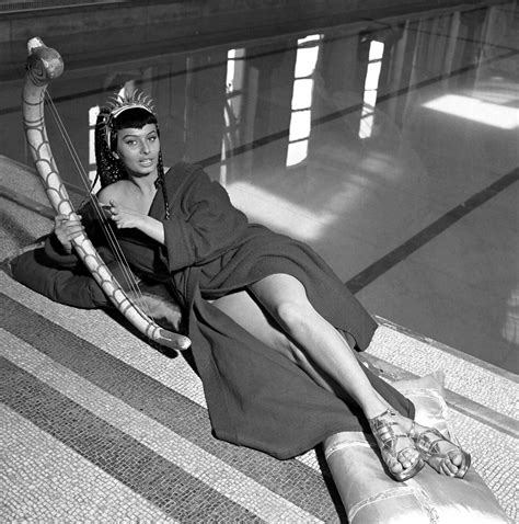 Sophia Loren Desnuda En Las Noches De Cleopatra