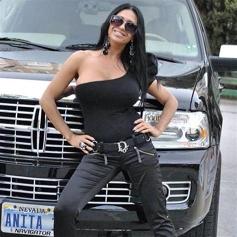 Мейзер опитала да подкупи полицай с 30 хиляди евро след смъртта на мъжа й