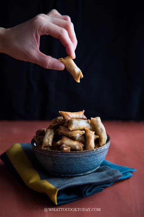 Easy Crispy Mini Pork Floss Rolls Baked Or Fried What To Cook Today