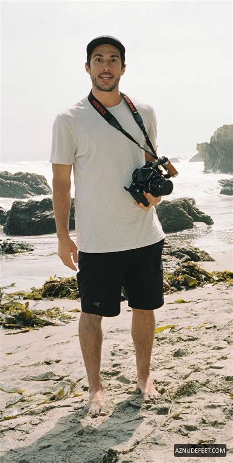 MICHAEL TREVINO Feet AZNudeFeet Men