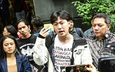 Represif Cho Yong Gi Mahasiswa Ui Jadi Tersangka Aksi May Day