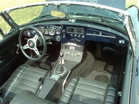 Custom Dash New Pics Page 2 Mgb And Gt Forum The Mg Experience