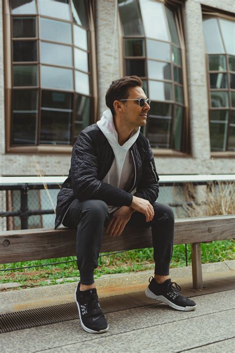 Sam Spector Travel And Fashion