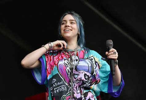 „ich Liebe Brüste“ Billie Eilish Verstört Fans Mit Nsfw Zeichnung