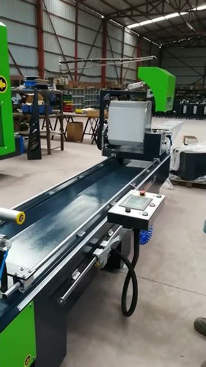 دستگاه Upvc آلومینیوم یو پی وی سی ساوین ماک 09121445700 Sawinmak Youtube