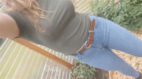 Just Your Neighbor In Her Garden 😋 Rsfwnextdoorgirls