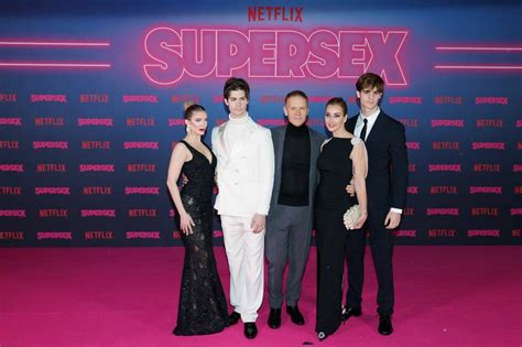 Da Oggi In Rete Supersex Serie Netflix Con Alessandro Borghi Sulla