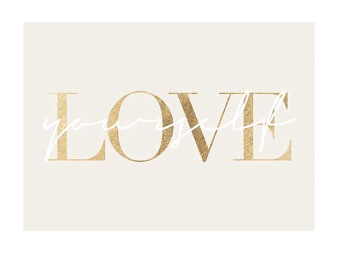 골드 프레임에 파란색과 베이지색 테마가 감각적이게 어우러진 거실용 갤러리월 자연과 사랑의 감성을 담은 포스터 포스터 스토어 대한민국