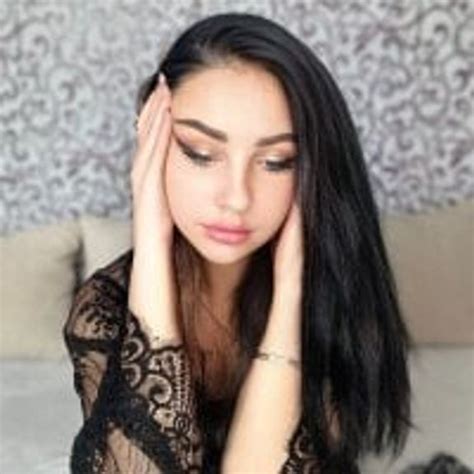 Mirana Cam Girl Free Live Sex Show By Mirana At