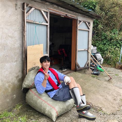 고롱롱 On Twitter 엄마 나 남자친구 생겼어 직업은 농부야