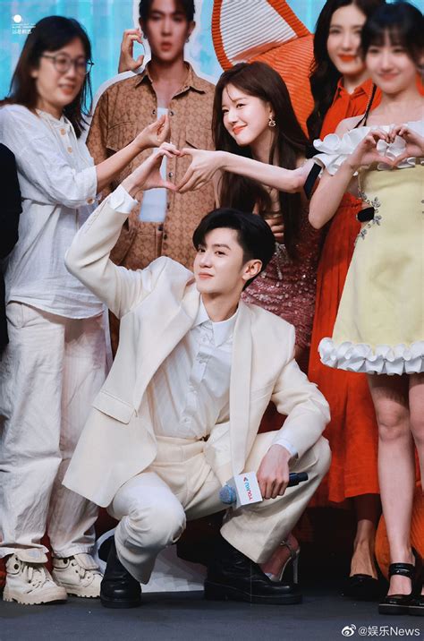 L B Ng Ch Ng Tri U L T Ang H N H V I Tr N Tri T Vi N Saostar Vn