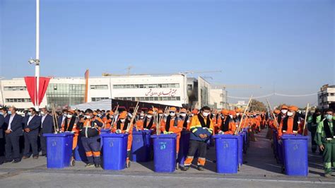آغاز خدمت ۲۰ هزار نفر از عوامل اجرایی شهرداری مشهد به زائران رضوی