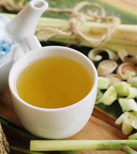 14 Amazing Health Benefits Of Lemongrass Tea And How To Prepare