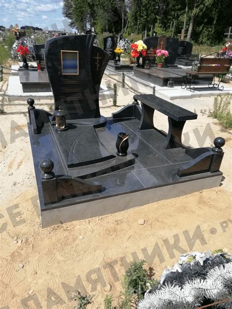 Памятник на могилу в Калуге по цене от 6500 руб. Цена от производителя ...