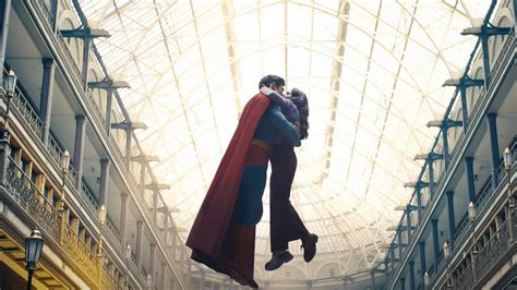 Superman Film Lgbtqia Dove Vederlo Streaming Trailer Foto Sinossi Gay It