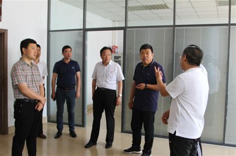 东营区总工会常务副主席赵树平一行来我公司考察学习