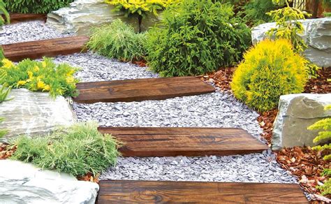 10 идей как сделать садовые дорожки на даче своими руками: 75 фото