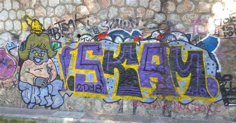 ΔΙΑΛΟΓΟΣ Η ενδοοικογενειακή βία και η αγωγή των νέων