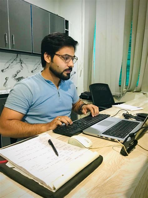 Arwa Technologies Laptop Vs Keyboard For Developers Arwa