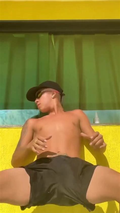 Tiktok Bulges Video 7